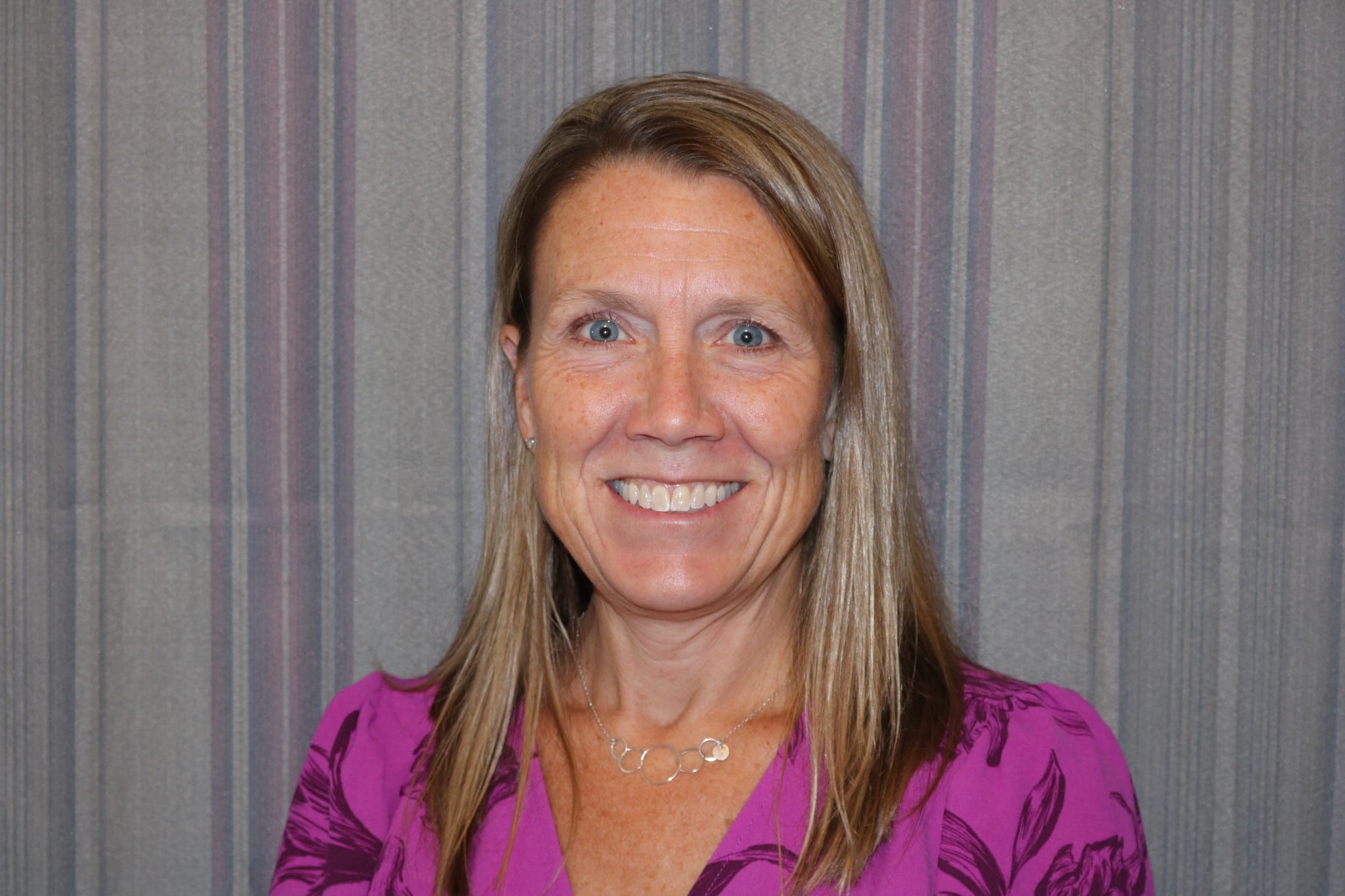 Osgood, Beth - headshot | Responsive Classroom